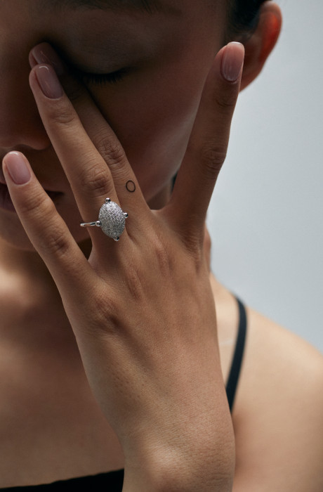 Купить кольца из золота и серебра в ювелирном магазине AVGVST